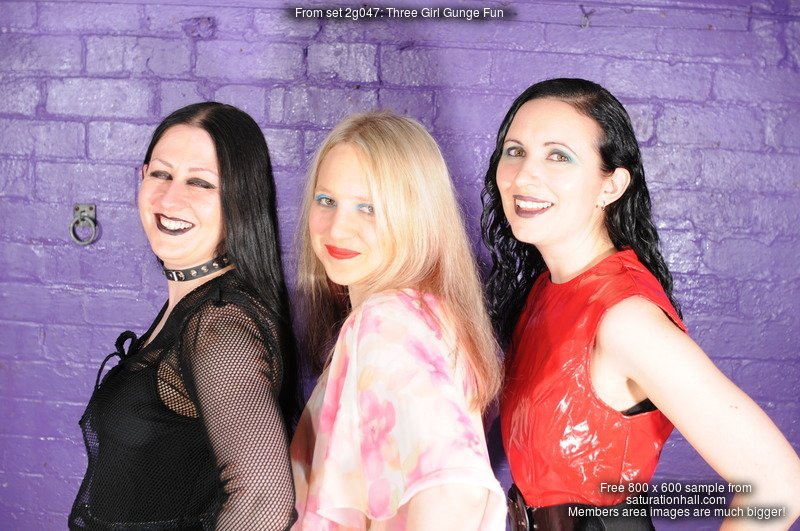 Three Girl Gunge Fun - Next!