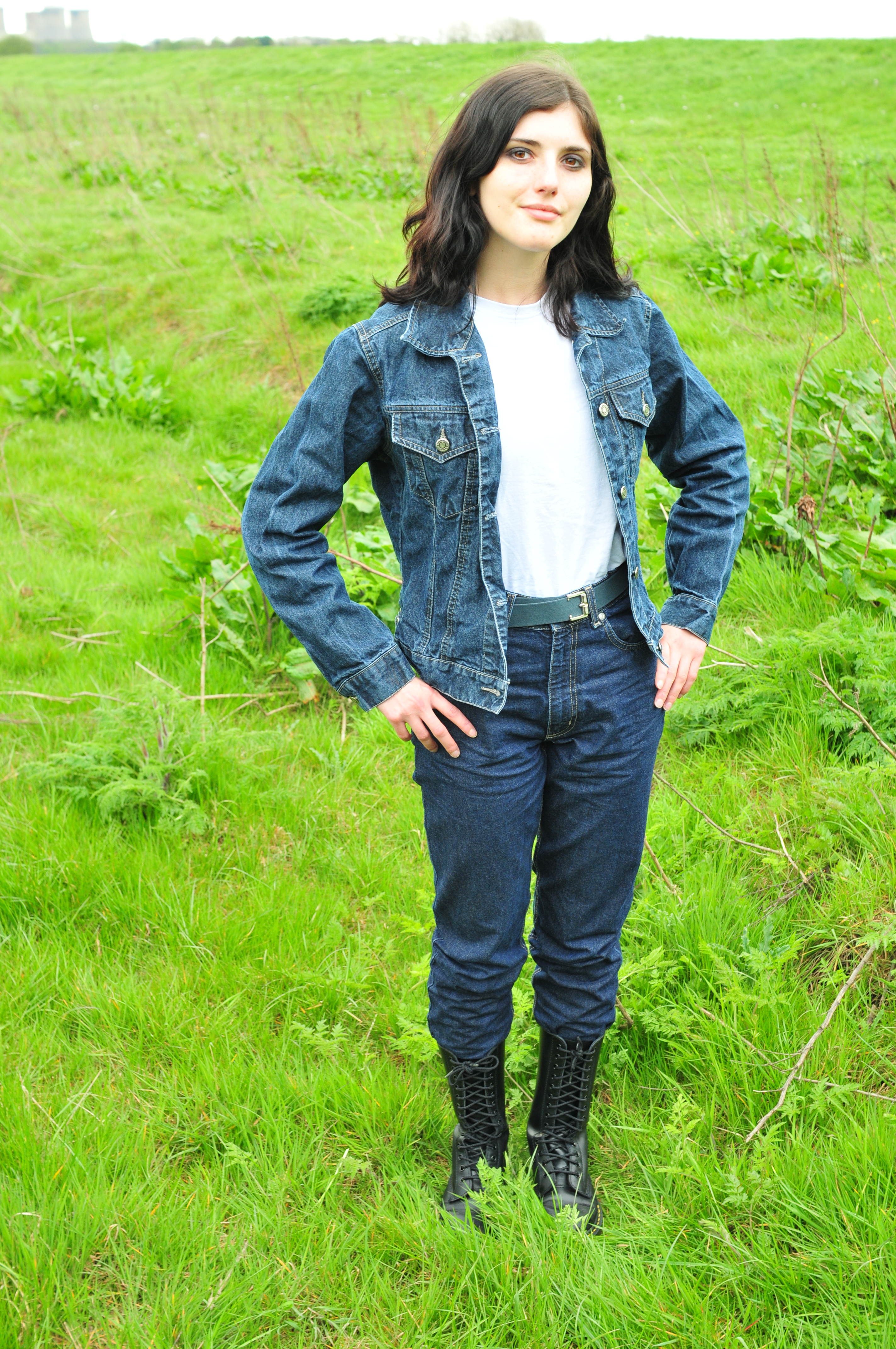 A Muddy Maude - Taking a mud-bath in jeans and denim jacket